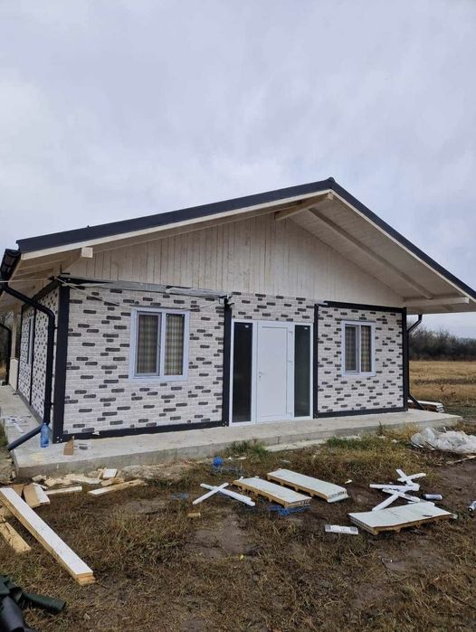 Cabane stil A Frame si case din structura de lemn, dimensiuni in funct ...