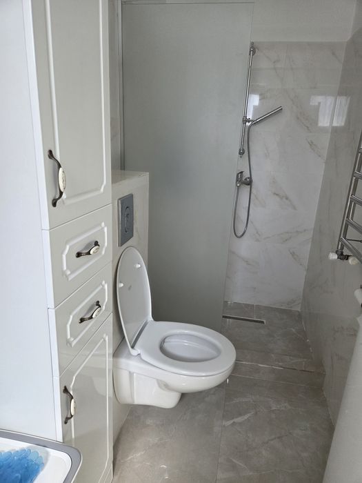 Vând casa 180 mp piscina calugareni giurgiu Calugareni • OLX.ro