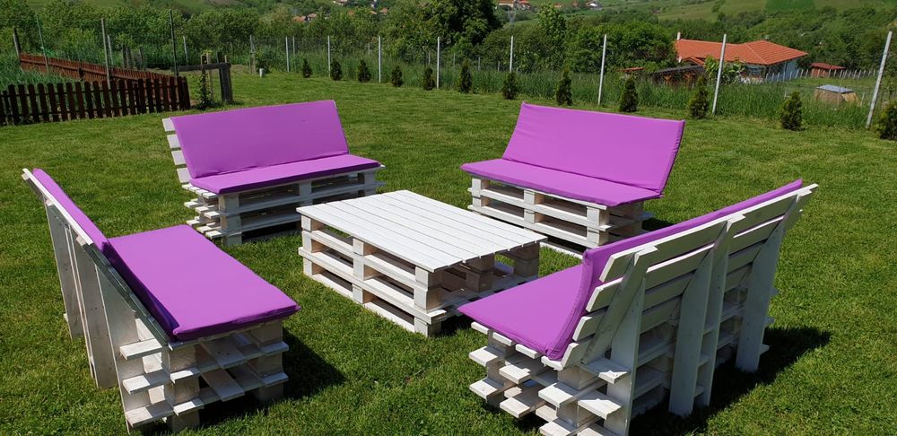 Mobilier paleti băncuțe și mese pt gradina\terass Cluj-Napoca • OLX.ro