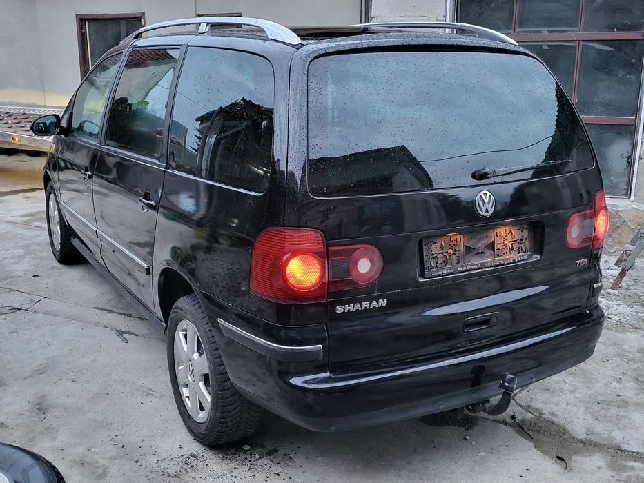 Sharan Anul 2010 Bussines 140cp 7 locuri Xenon Carlig Jante Xenon Crom ...