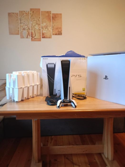 Продавам Плейстейшън 5 гр. София Дружба 2 • OLX.bg