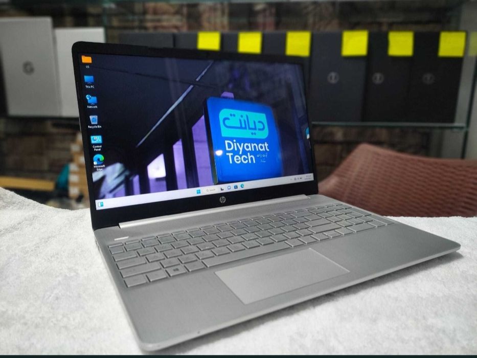 NOU UltraBook HP 15 Intel Core i7 1355u 8GB SSD 1TB Garantie Cluj ...
