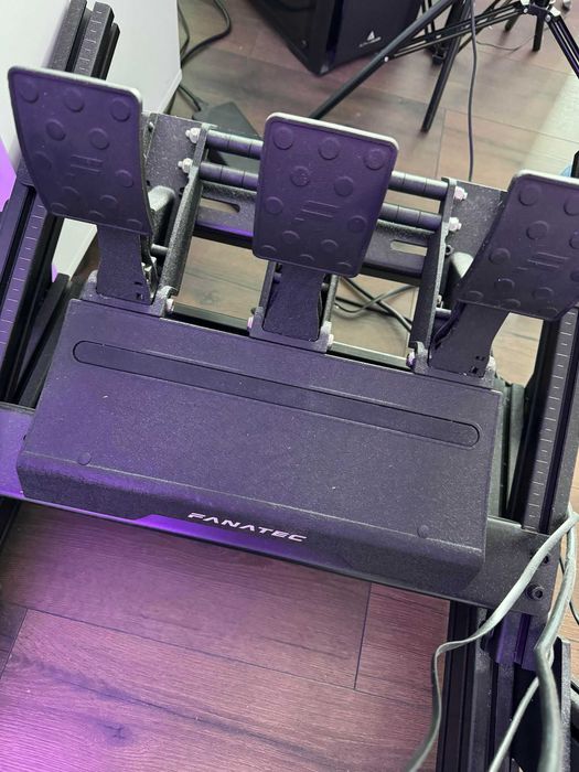 Cockpit Simulator Fanatec Next level Videle • OLX.ro