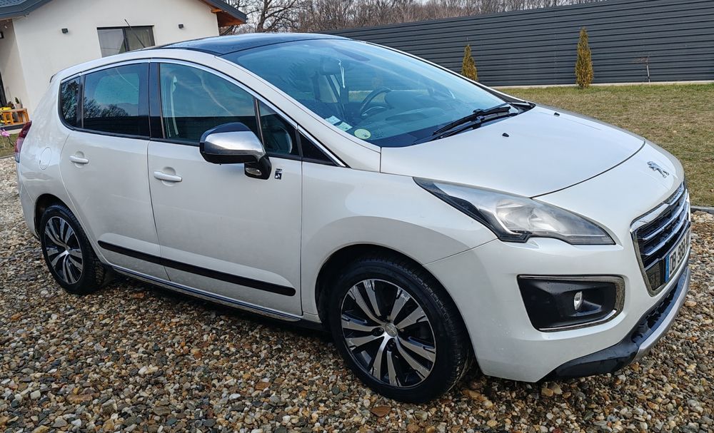 Peugeot3008/automata/4x4/diesel/hybrid/motor 2.l/200cp/alb perlat/pano ...