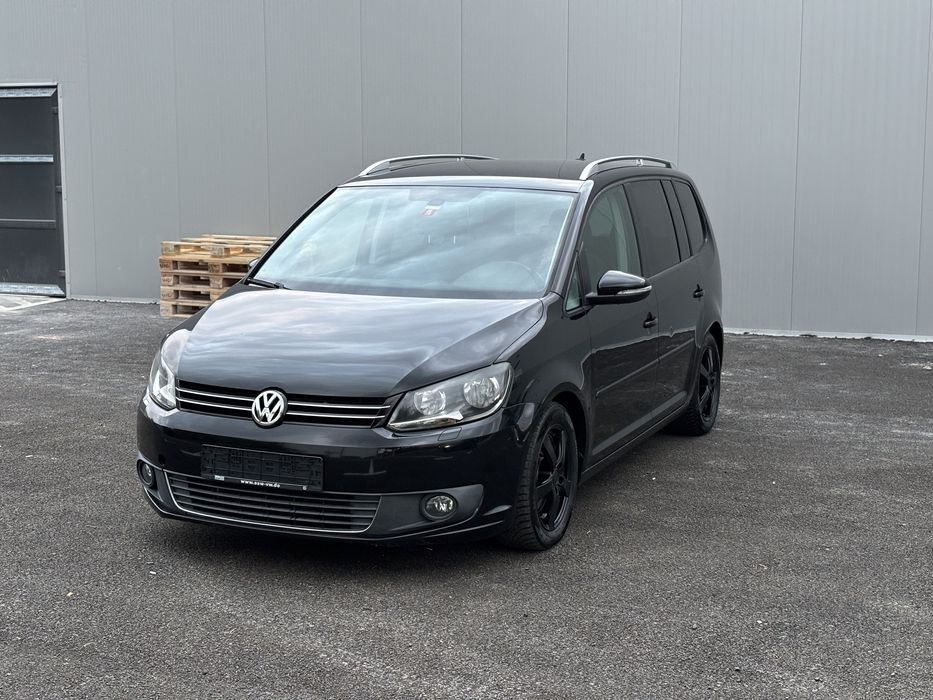Volkswagen Touran 7 locuri Marginenii de Sus • OLX.ro