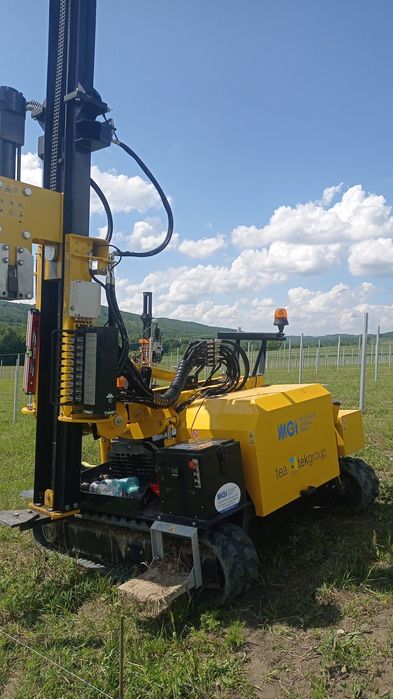 Inchiriere utilaj de batut stalpi parcuri fotovoltaice Alba Iulia • OLX.ro