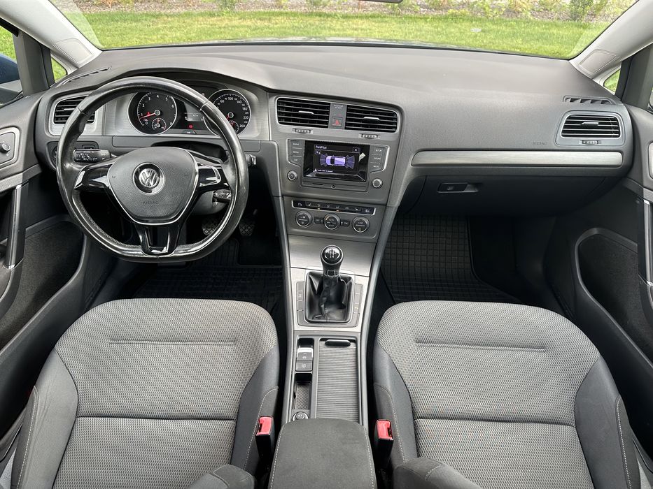 Vw Golf 7 Hatchback Benzina Climatronic Pilot Automat Pret Fix! Brasov ...