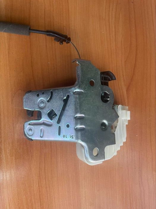 Заключващ механизъм за багажника на Audi Q5, 2018-2020 г гр. София ...