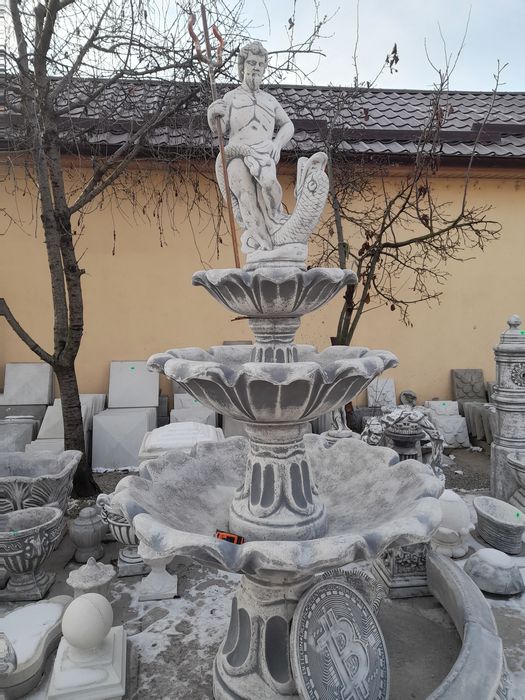 Cișmele, jardiniere, statui, fantani arteziene Craiova • OLX.ro