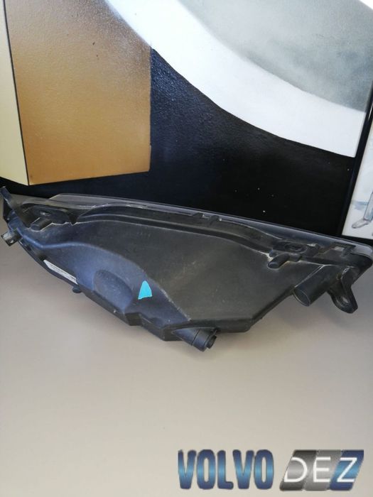 Proiector full LED stanga Volvo XC90 31395865 Baia • OLX.ro