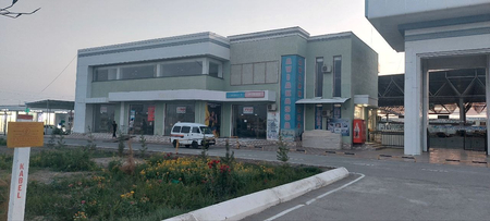 Вобкент дехкон бозори худидда 2 каватли 2 бино сотилади 850 кв.м