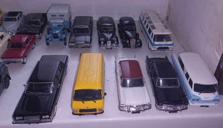 Zil 131 6x6 model 1:43