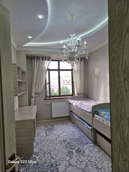 Golden house Sebzor