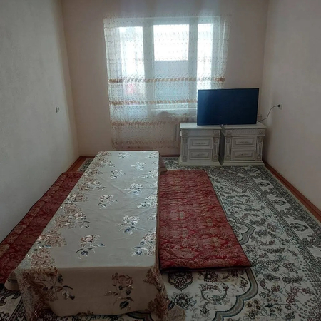 Срочно продаётся отличная 3комнатная квартира на 4этаже  в 7этажной ки