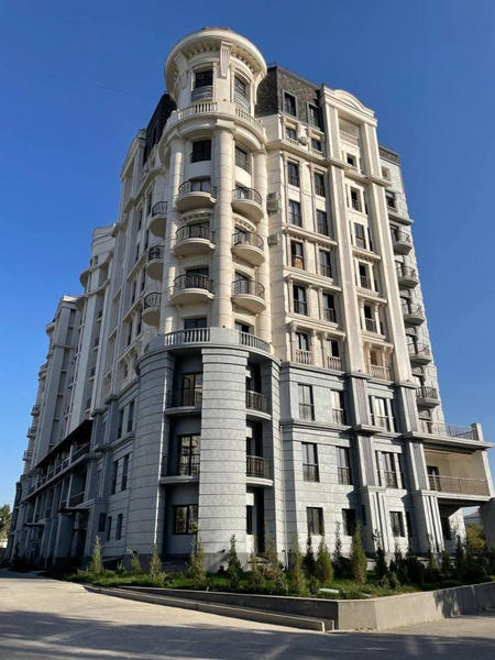 Прадаётся Квартира/ ЖК Дархон авиню/ Новостройка/ 4 комн 156 м2