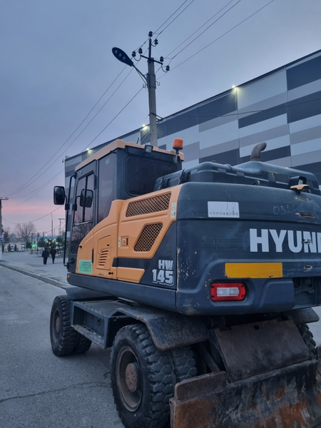 Экскаватор Hyundai Хундай 145