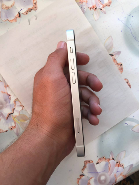 iPhone 13mini srochna sotiladi 335$