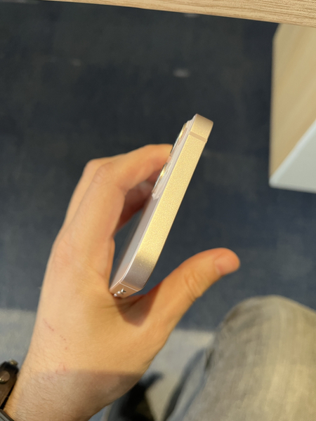 Продаю iphone 13 / 128 gb pink