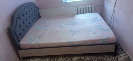 Shkaf sotiladi.Narxi 3mln.
