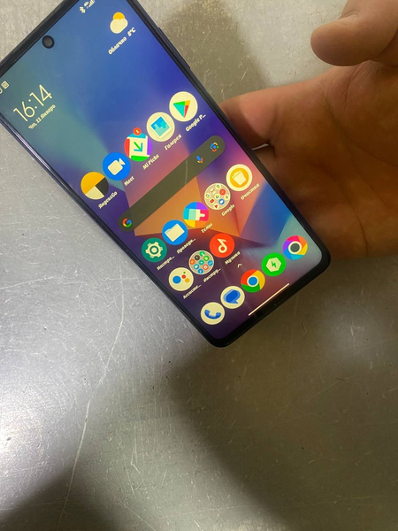 Pocco 3 NFC abmen yoki sotiladi