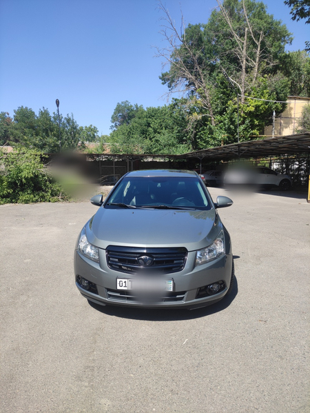 Продам Chevrolet CRUZE 2L TURBO.