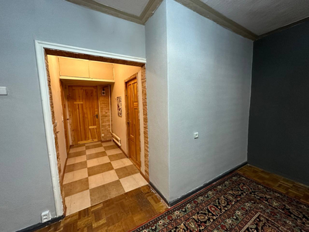 Продается 1 комнатная квартира, переделанная в 2х от собственника