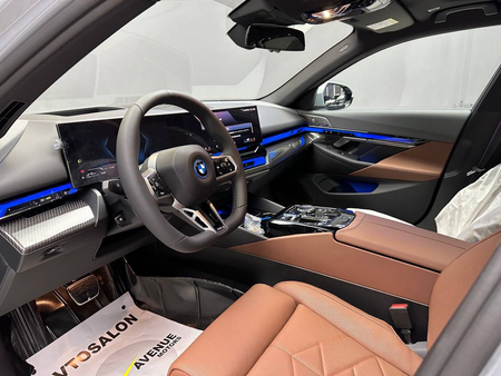 Продается BMW 550e (G60)