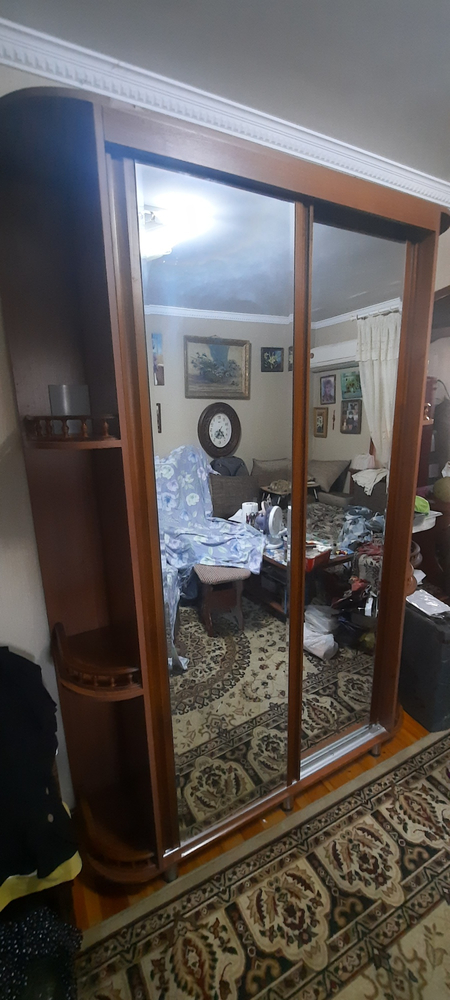 Продам шкаф-купе в хорошем состоянии.