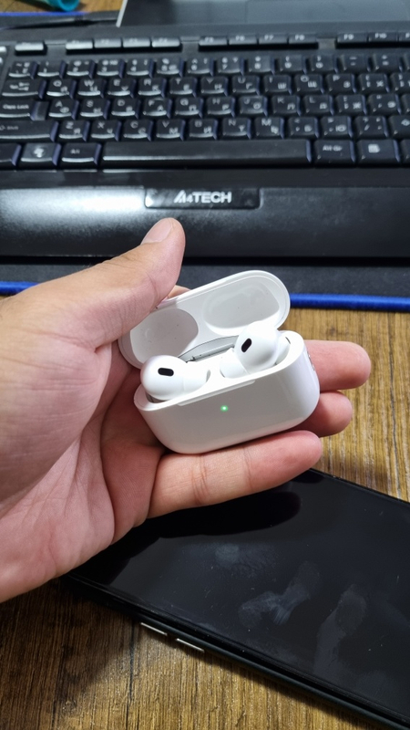 Iphone 14 pro 128 black AA/A SIM + AIRPODS PRO 2