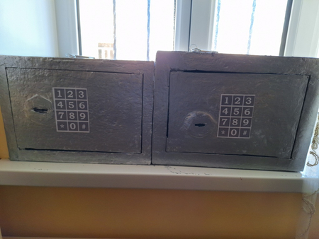 Сейфлар сотмлади 0.25×0.35 сонтили