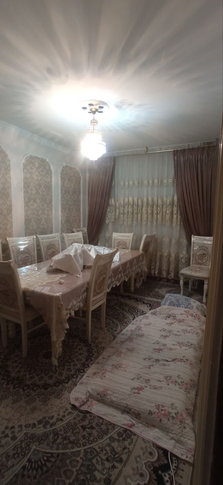 Qoyliq masif 7 uy sotiladi 3-4 xonali