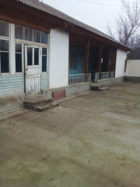 Ховле уй сотелади 35.000 €
