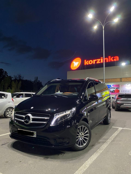 Mercedes benz v class