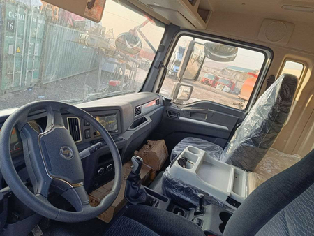 Shacman Шторка 9м+ автономка сотувда тайёр  ISUZU iveco FAW