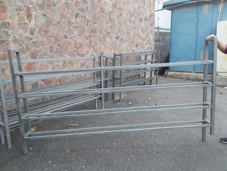 Прилавки, полки железные
