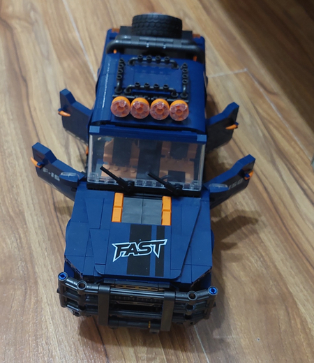 Lego konstruktor yangi sotiladi hajmi katta