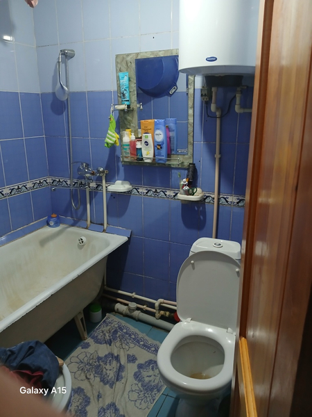 Продам свою двухкомнатную квартиру в чирчик
