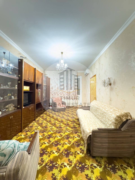 Продается квартира  Максим Горький . Британская школа  3/3/5. 65m2