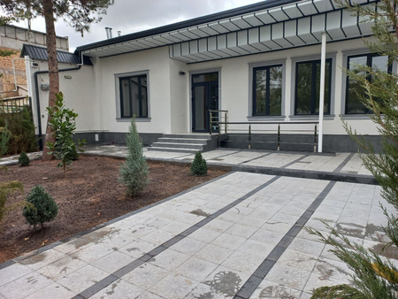 Срочно продается дом 2.5 сотки в Яшнабадскрм районе.