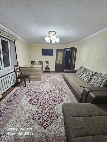 Академ Городок.  Максим Горький.  3