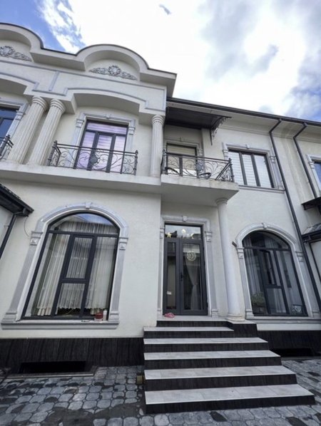 Продается Евро Дом 2,5 сотки , Мирзоулугбекский район .