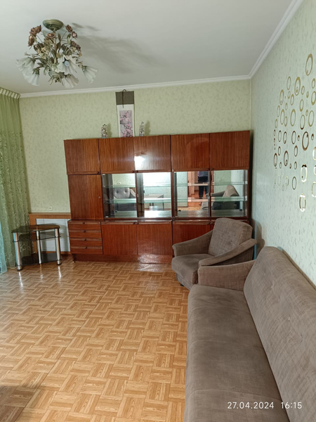 Продаю свои две 2х комнатные квартиры в общем коридоре по улице Бабура