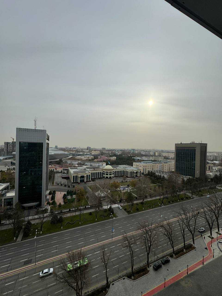 Продам квартиру  Вторичка не торец ул Истикбол в центре города торг#
