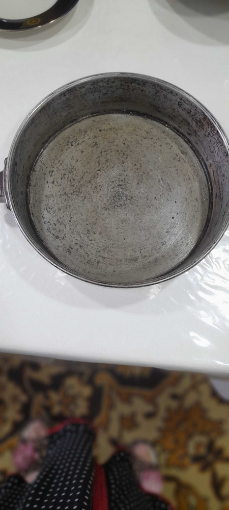 Сковородка с крышкой и съёмной  ручкой б/у.