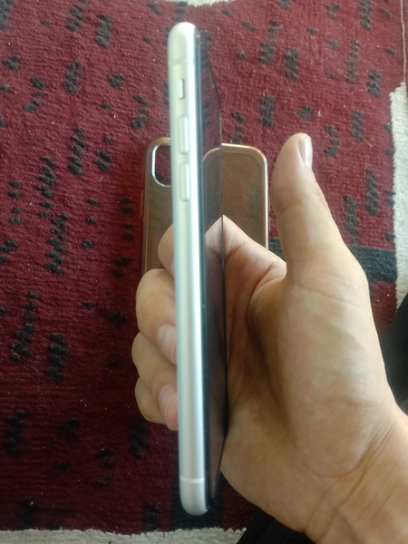 iphone XR 64g в хороший состояние