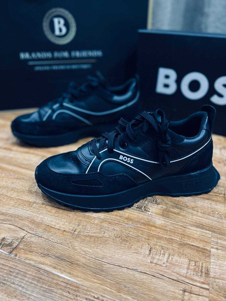 BOSS кроссовки в стиле ретро в черном цвете