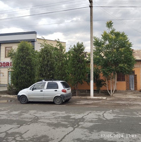 Urganch shahrining markazida hovli joy sotiladi