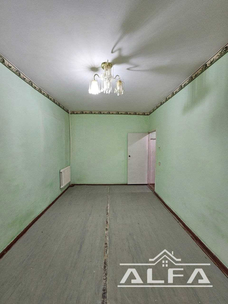 1 xonali 40m² 3-qavat sotiladi.