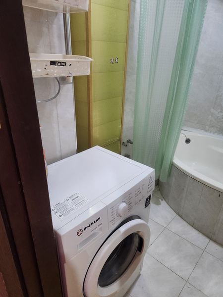 Сдается квартира, на лабзаке, ц 13, рядом осие гранд ресторан