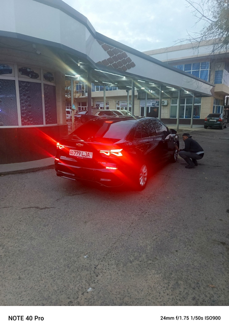 Продается автомобиль марка. монза